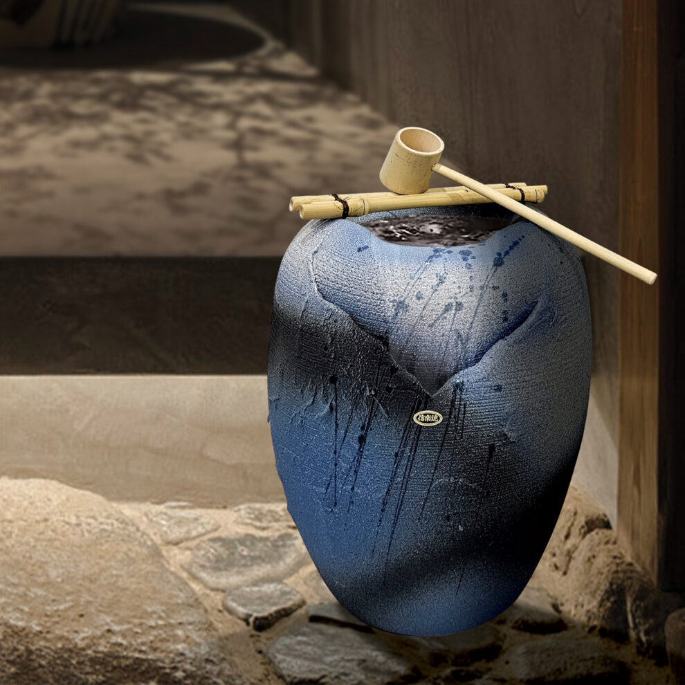 TSURU Artisanal Ceramic Water Fountain with Bamboo Ladle (9123-03 ...